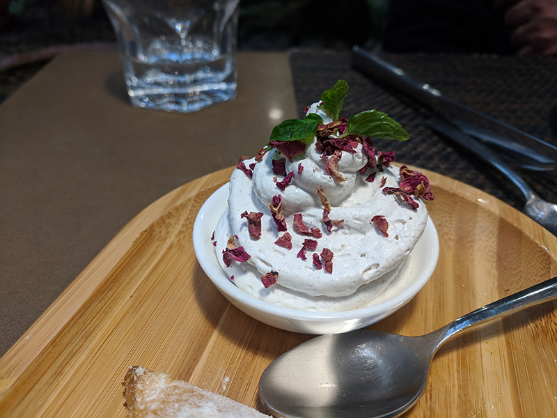 Cafe Lota, Date cream | My Annoying Opinions