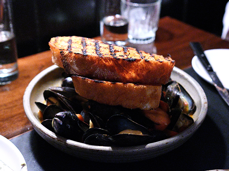 Petite Leon II, Mussels | My Annoying Opinions